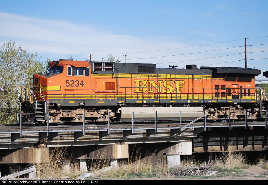 BNSF 5234